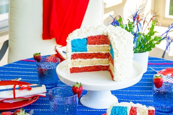Flag Cake – The House of Elyn Ryn