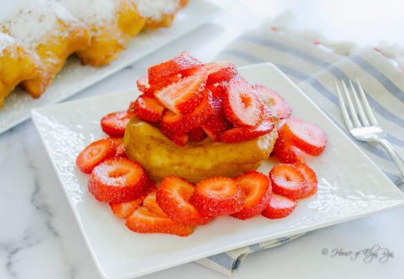 Beignets with Strawberries – The House of Elyn Ryn