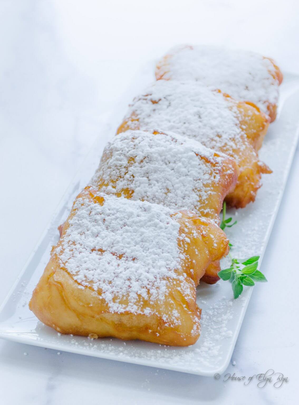 Beignets with Strawberries – The House of Elyn Ryn