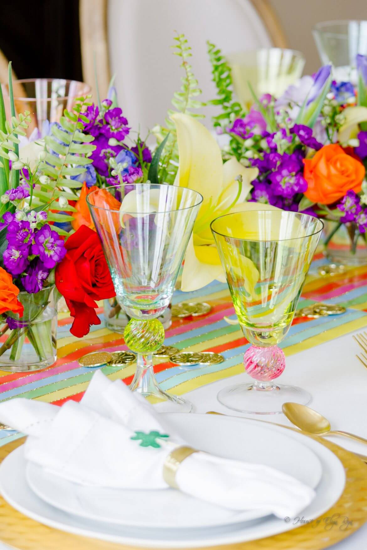Colorful Rainbow Table Setting Ideas for Unforgettable Celebrations ...