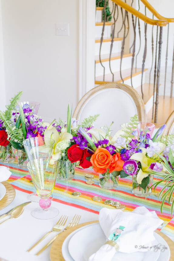 Colorful Rainbow Table Setting Ideas for Unforgettable Celebrations ...