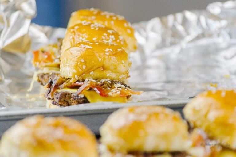 Smash Burger Sliders – The House of Elyn Ryn