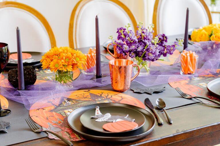 Haunted House Halloween Table: You'll Love Its Easy Setup – The House ...