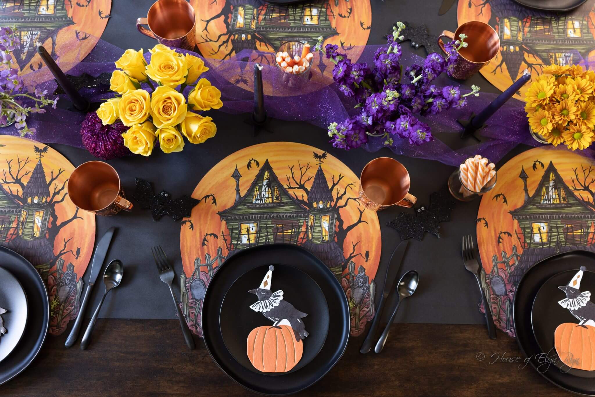 Haunted House Halloween Table: You'll Love Its Easy Setup – The House ...