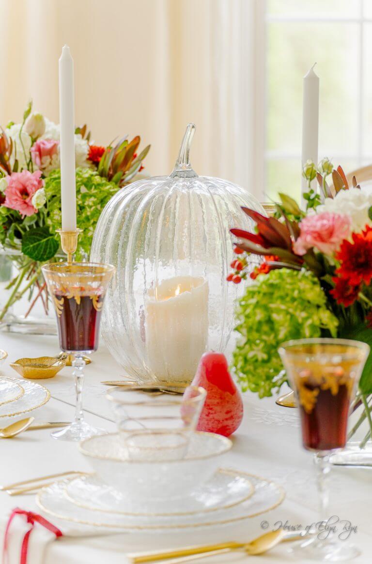 Creating an Elegant Thanksgiving Table: A Modern Twist on Tradition ...