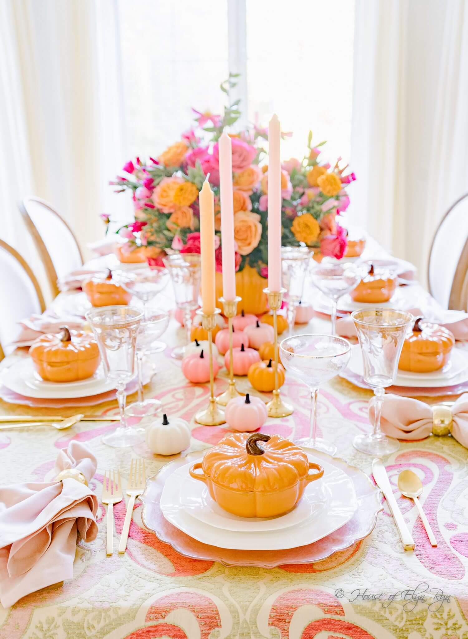 Beautiful Pink and Orange Table – The House of Elyn Ryn
