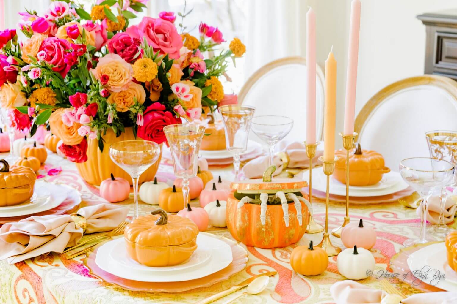 Beautiful Pink and Orange Table – The House of Elyn Ryn