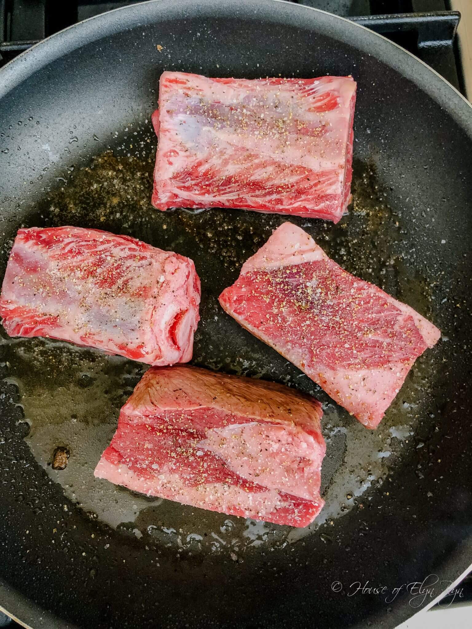 Balsamic Braised Beef Short Ribs – The House of Elyn Ryn