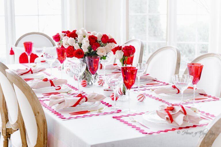 Creating a Lively Red & Pink Valentine’s Table – The House of Elyn Ryn