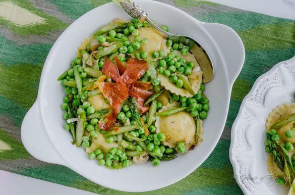 Easy Ravioli Primavera With Ricotta And Prosciutto – The House of Elyn Ryn