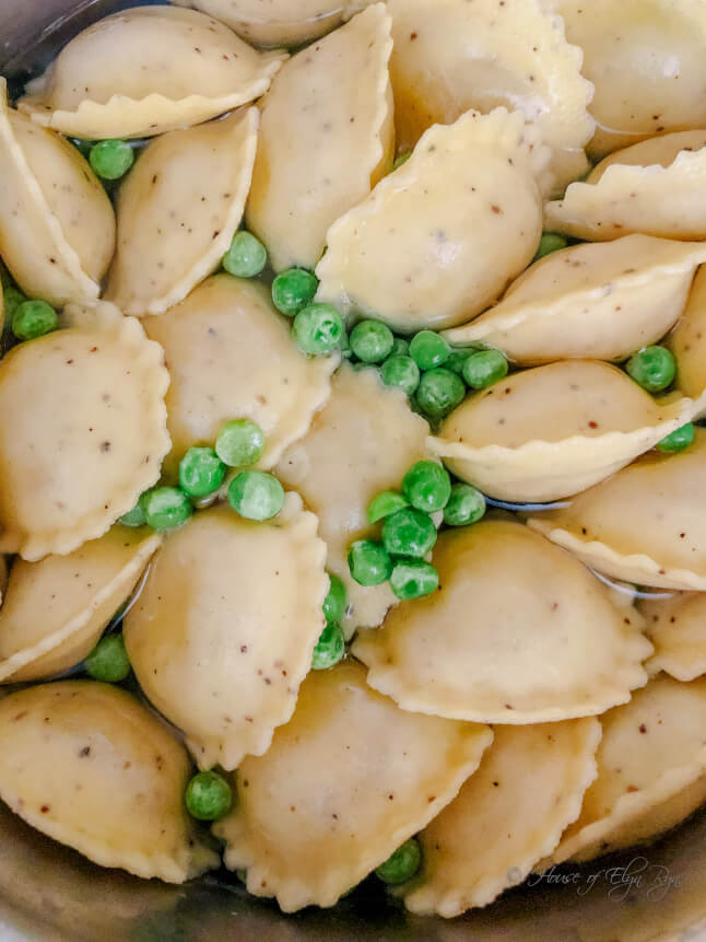 Easy Ravioli Primavera With Ricotta And Prosciutto – The House of Elyn Ryn