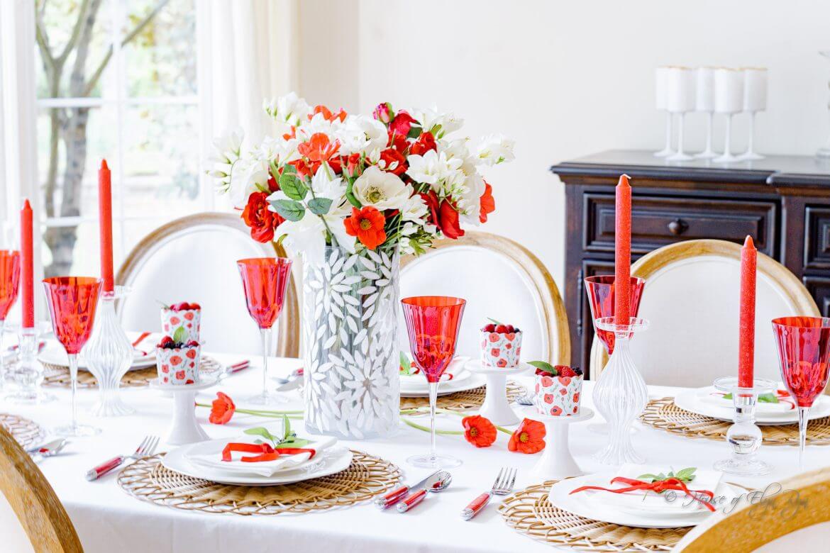 Red Poppies Table – The House of Elyn Ryn